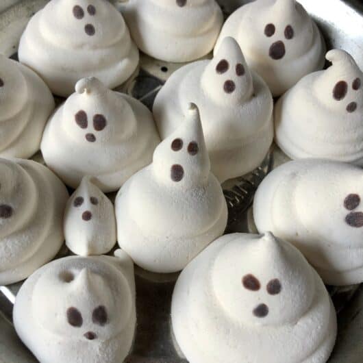 Ghost Marshmallows Recipe For Beginners (With Video) - Biting at the Bits