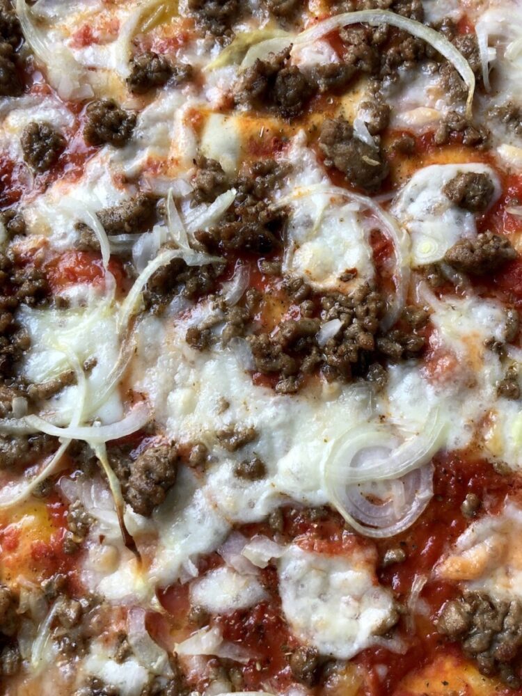 Best 20-Minute Thin and Crispy St. Louis-Style Pizza (No-Yeast ...