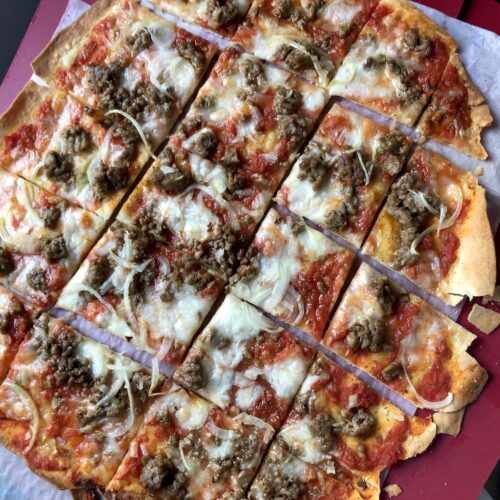Best 20-Minute Thin and Crispy St. Louis-Style Pizza (No-Yeast ...