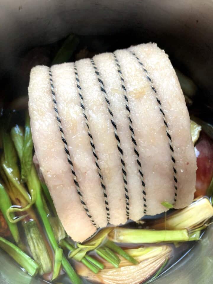 Easy Chashu Pork チャーシュー(Marinated Braised Pork Belly For Ramen ...