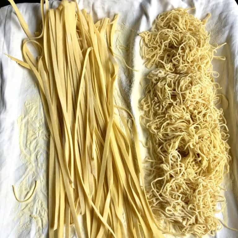 Easy Homemade Egg Noodles (For Chicken Noodle Soup & More) - Biting at ...