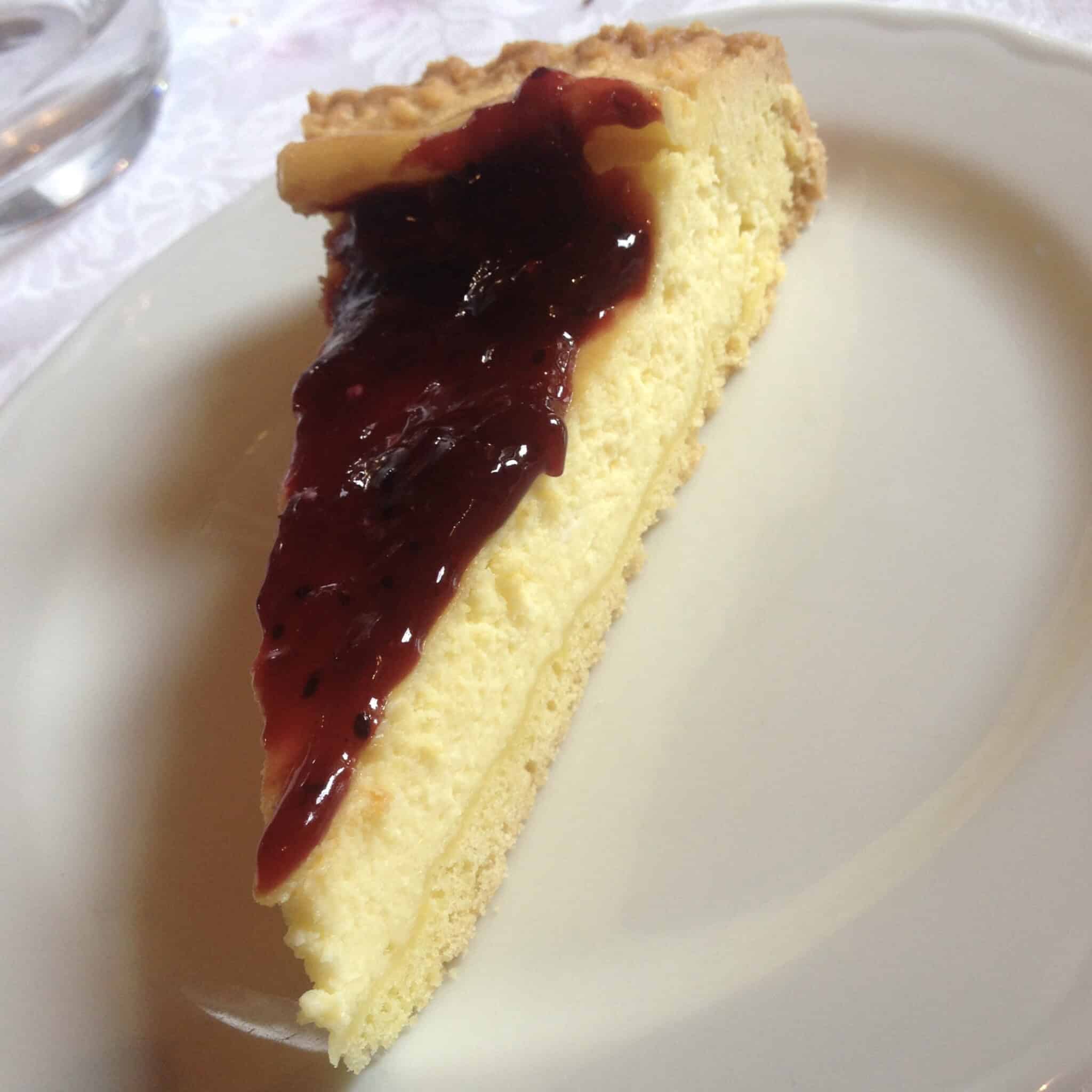 Crostata di Marmellata (Authentic Italian Jam Tart w/Video) - Biting at ...