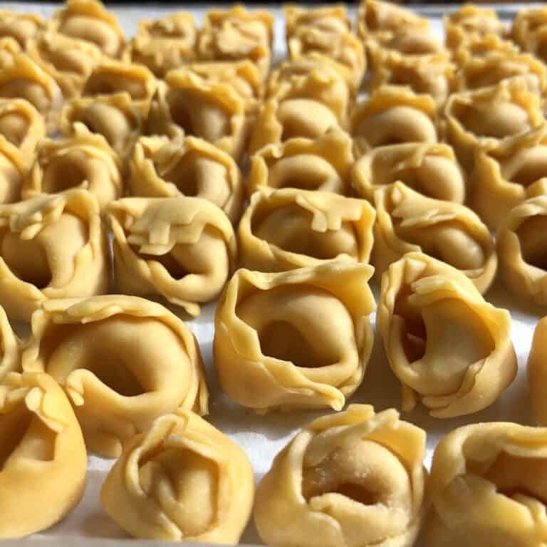 Homemade 00 Flour & Semolina Pasta Dough (Semola Rimacinata) - Biting ...