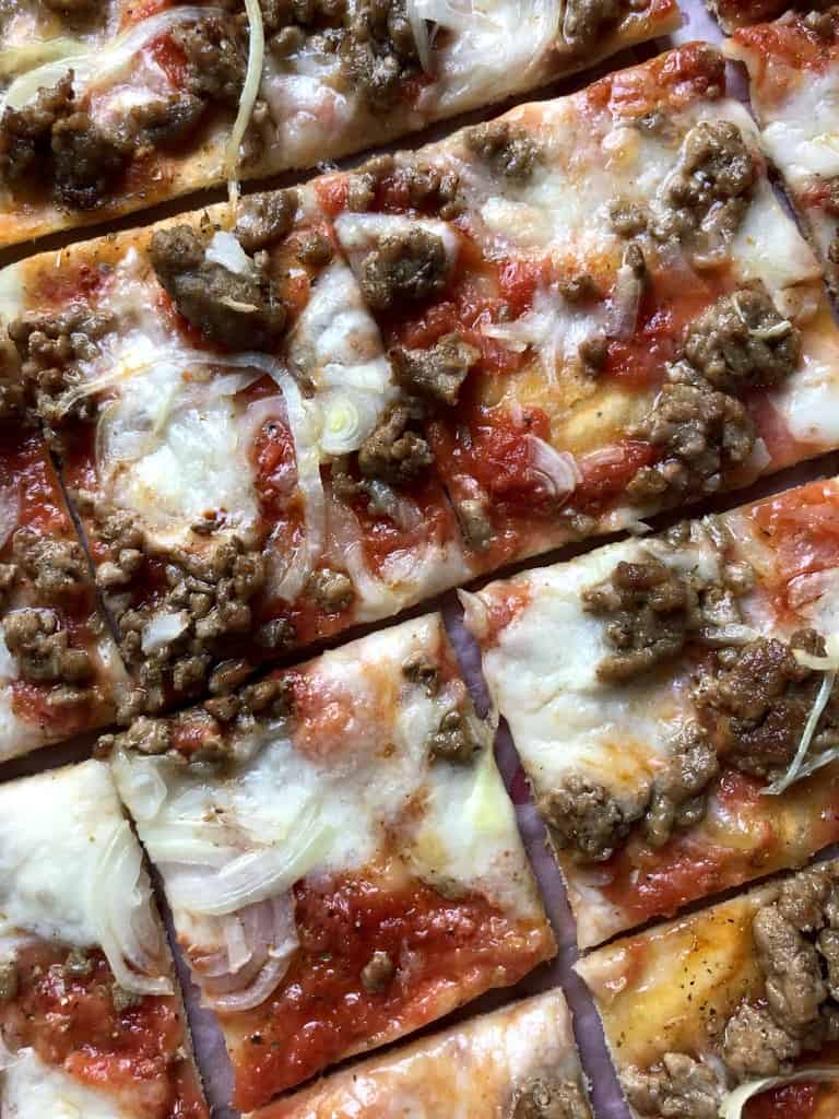 Best 20-Minute Thin and Crispy St. Louis-Style Pizza (No-Yeast ...