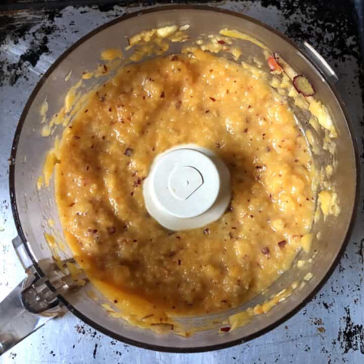 Easy Peach Jam Recipe Without Pectin (30-Minute Homemade) - Biting at ...